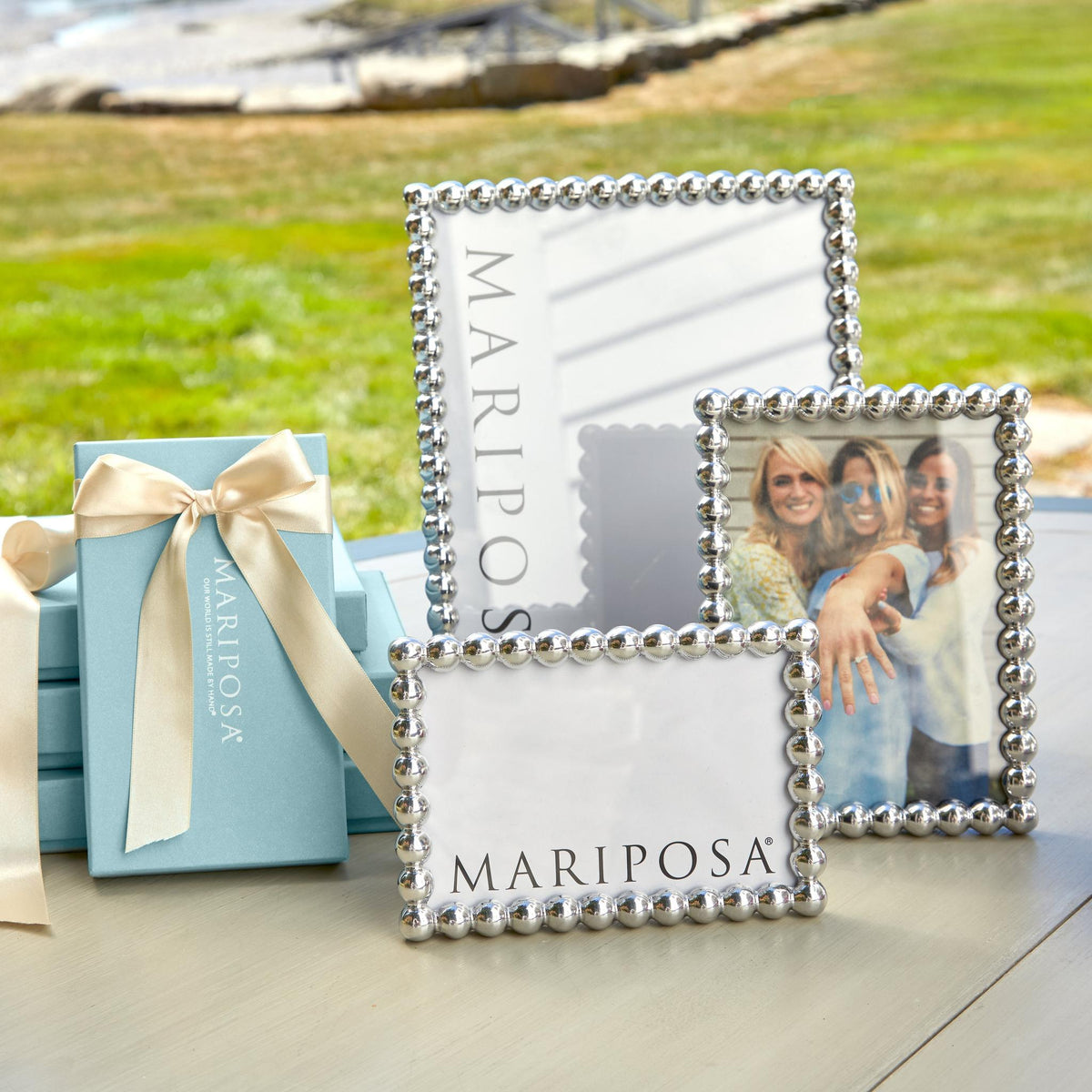 Mariposa Baubles 8x10 Frame – Lifelong Collectibles